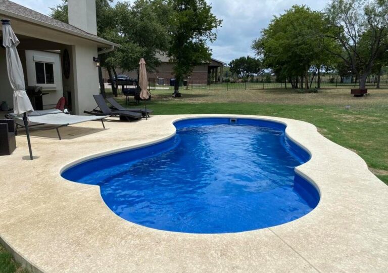 Pool Trends: What’s Hot for 2024